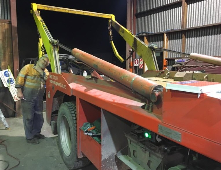 Gantry Skip Waste Trucks using Loadrite Nationwide - Loadrite On Board ...
