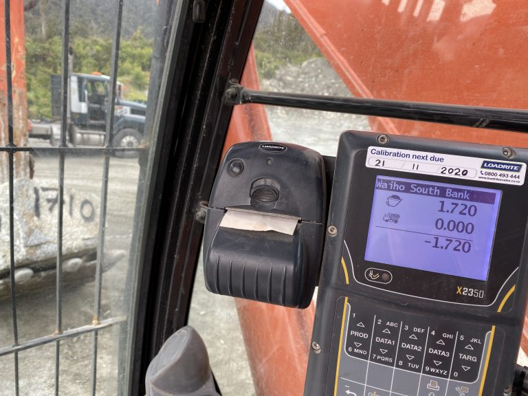 Maintaining your Loadrite X-2350 excavator scale - Loadrite On Board ...